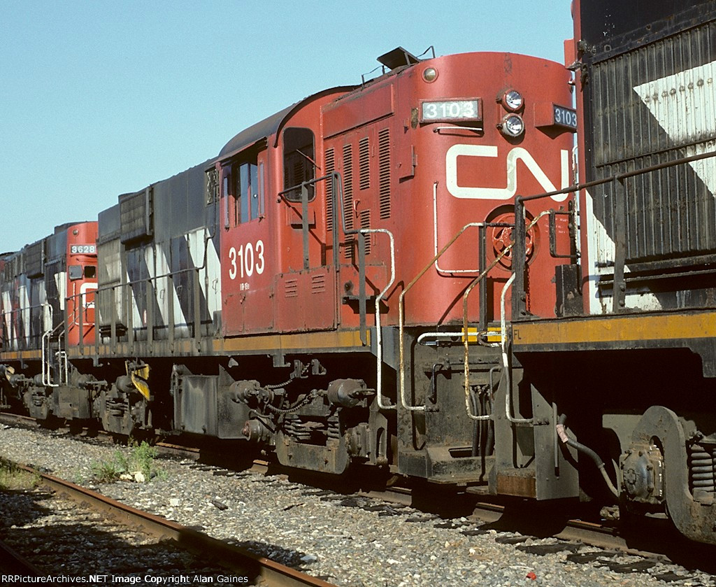 CN RS18 3103